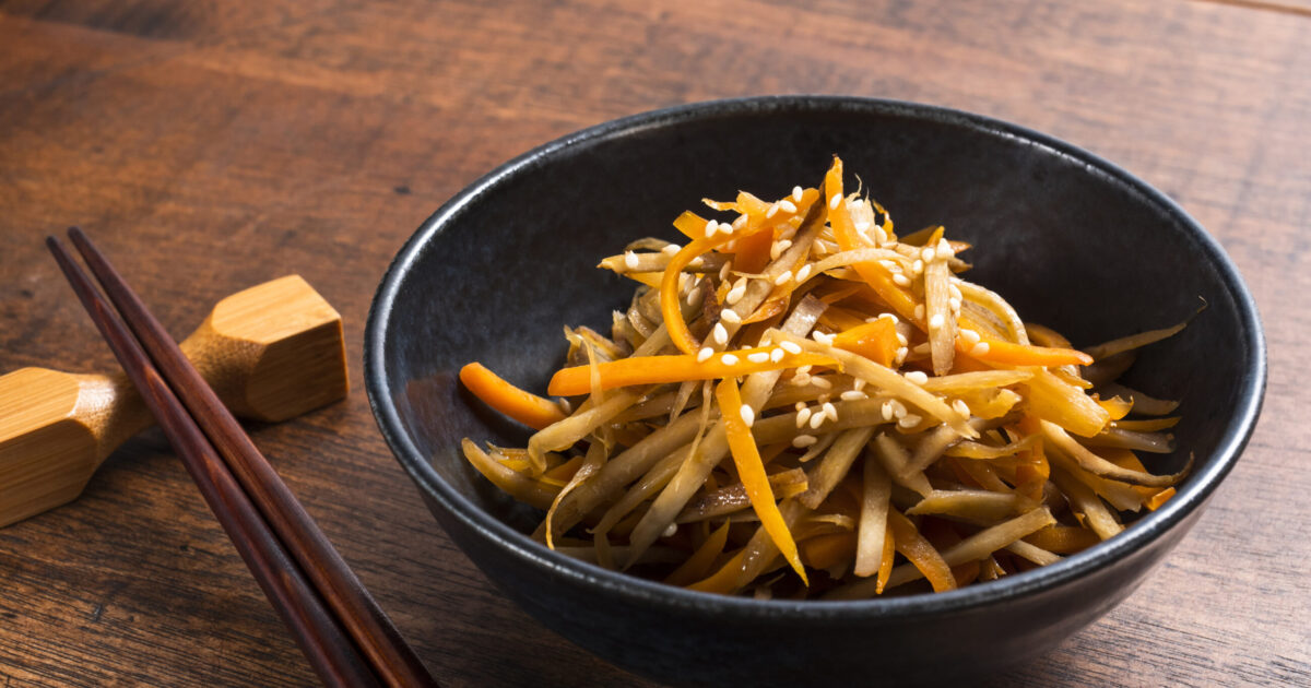 Kinpira Gobo (Japanese Braised Burdock Root) - Japan Wellness